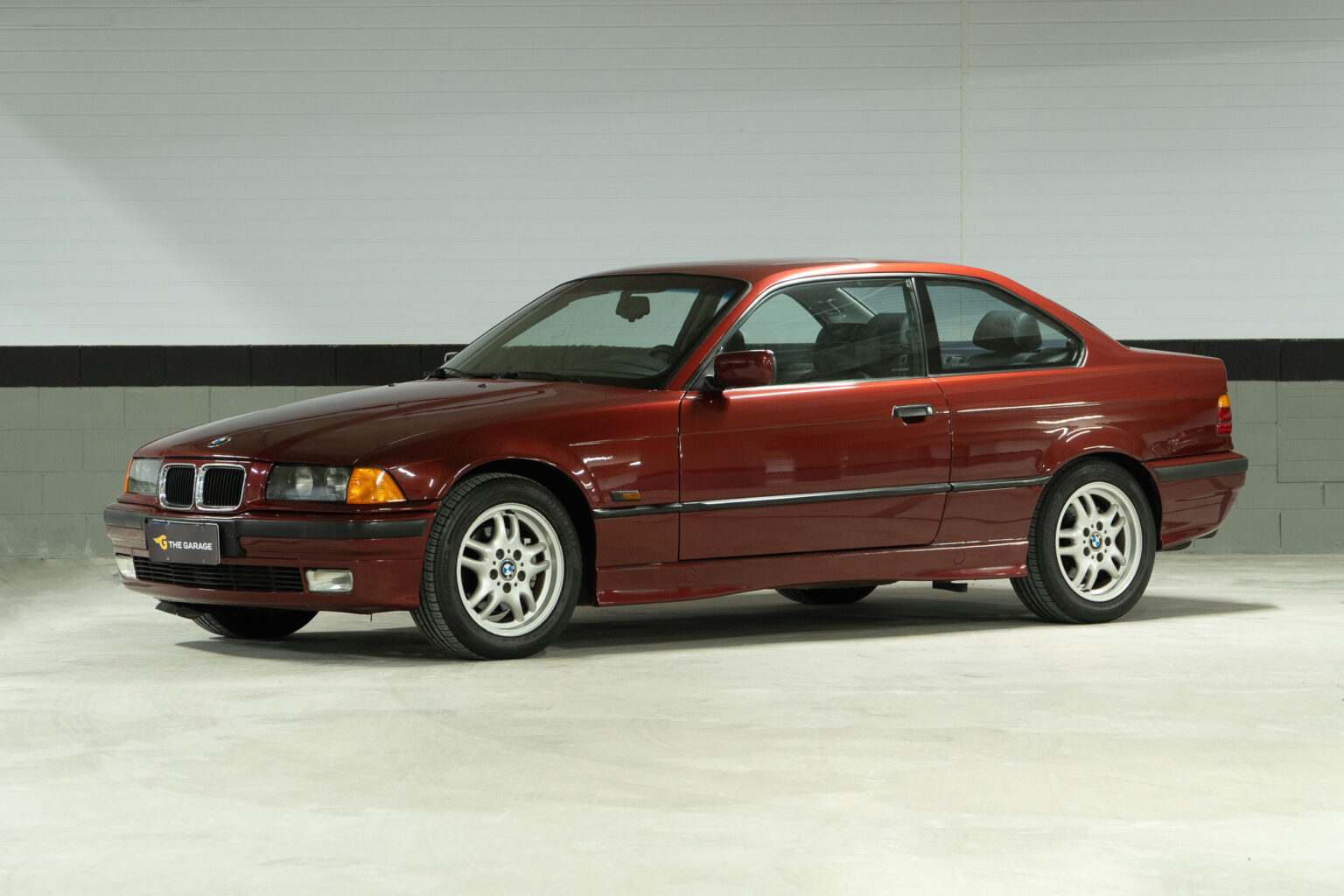 1996 BMW 328i Coupé - Venda de Carros Clássicos - The Garage