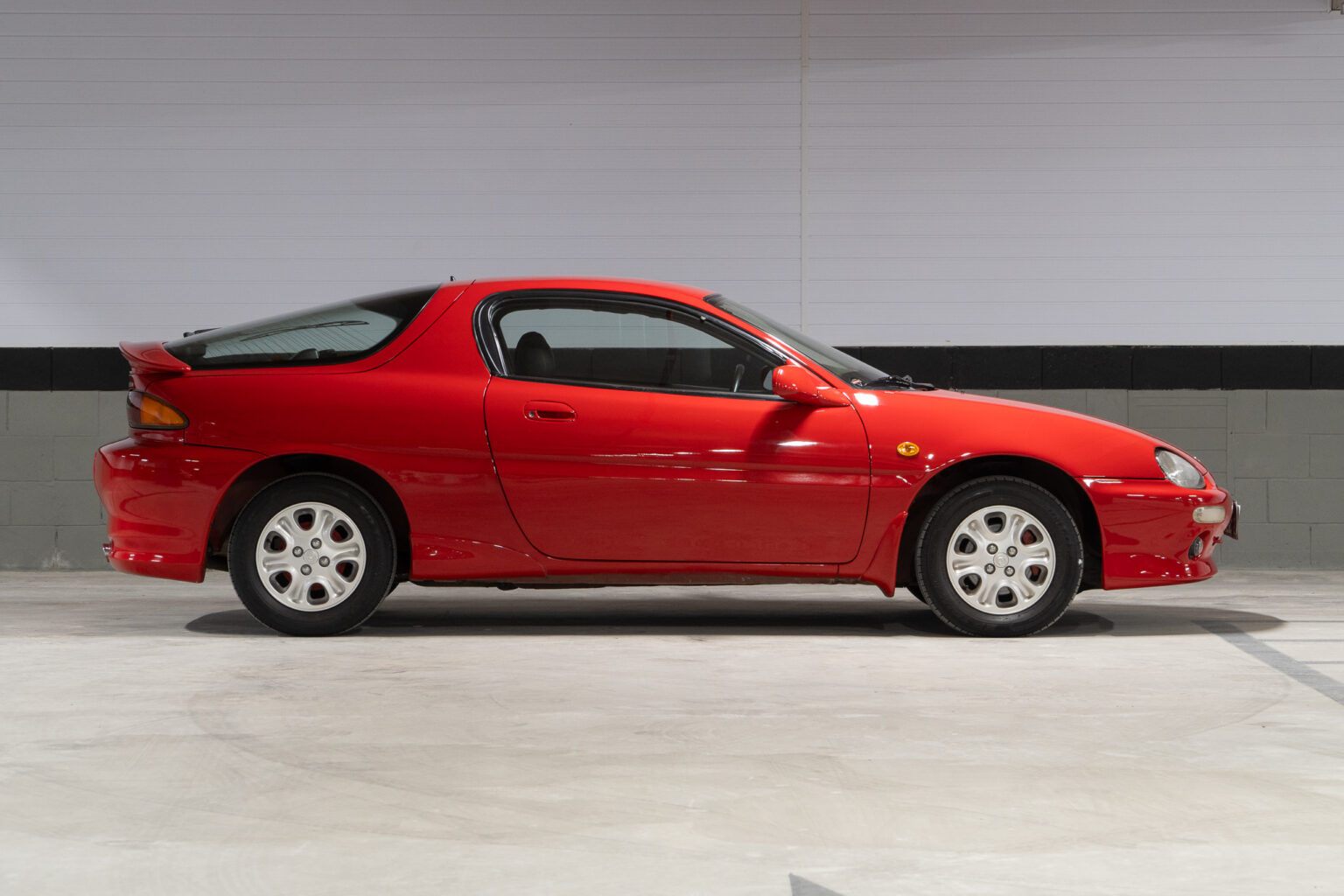 Carros Antigos e Clássicos Compra e Venda - The Garage